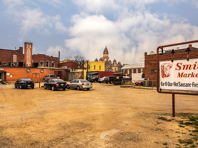 Smitty's Market (Lockhart): Where time stands still but the smokers never stop. Small-town charm, big-time flavor.