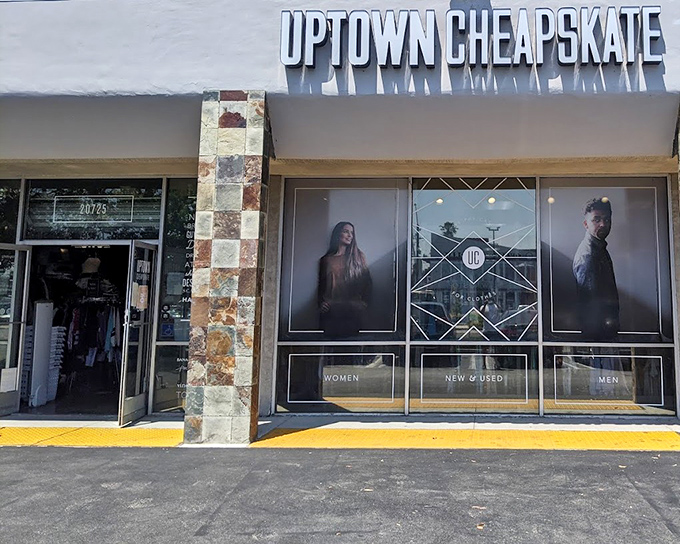 Fashion gets its stylish second act at Uptown Cheapskate. Where yesterday's trends find tomorrow's trendsetters!