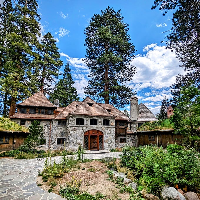 Vikingsholm: This Nordic-inspired stone mansion looks like it was transported straight from a Norwegian fjord to the shores of Lake Tahoe.