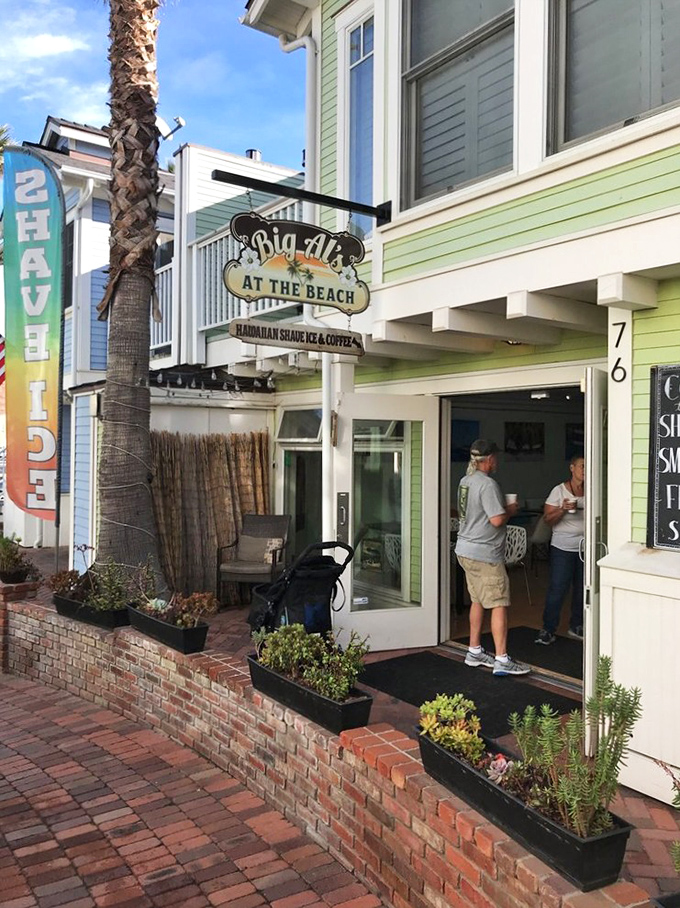 Big Al's at the Beach promises Hawaiian shave ice and coffee&mdash;because sometimes paradise requires both caffeine and frozen treats.