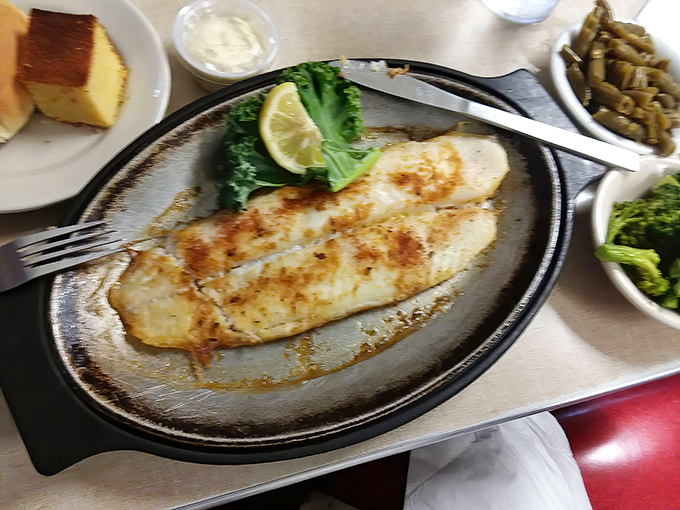 This broiled flounder doesn't need fancy sauces or pretentious presentation&mdash;just perfectly cooked fish that tastes like it jumped from ocean to plate.