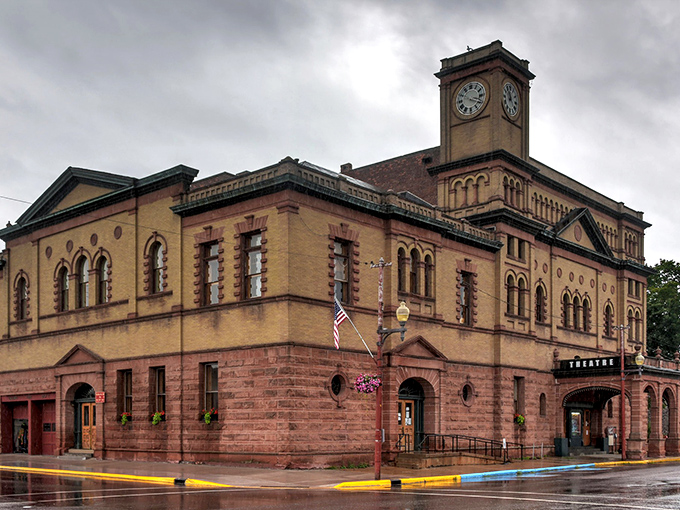 The Calumet Theatre's elegant fa&ccedil;ade has weathered a century of Upper Peninsula winters with more grace than most of us handle a single snowstorm.