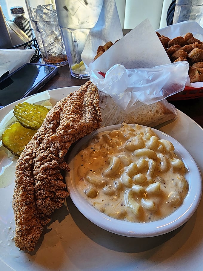 Crispy catfish and creamy mac and cheese &ndash; a duo that performs together better than Simon and Garfunkel in their prime.
