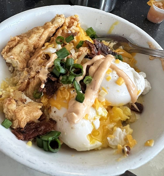 Chicken and grits prove that Southern comfort food transcends geography when executed with genuine care.