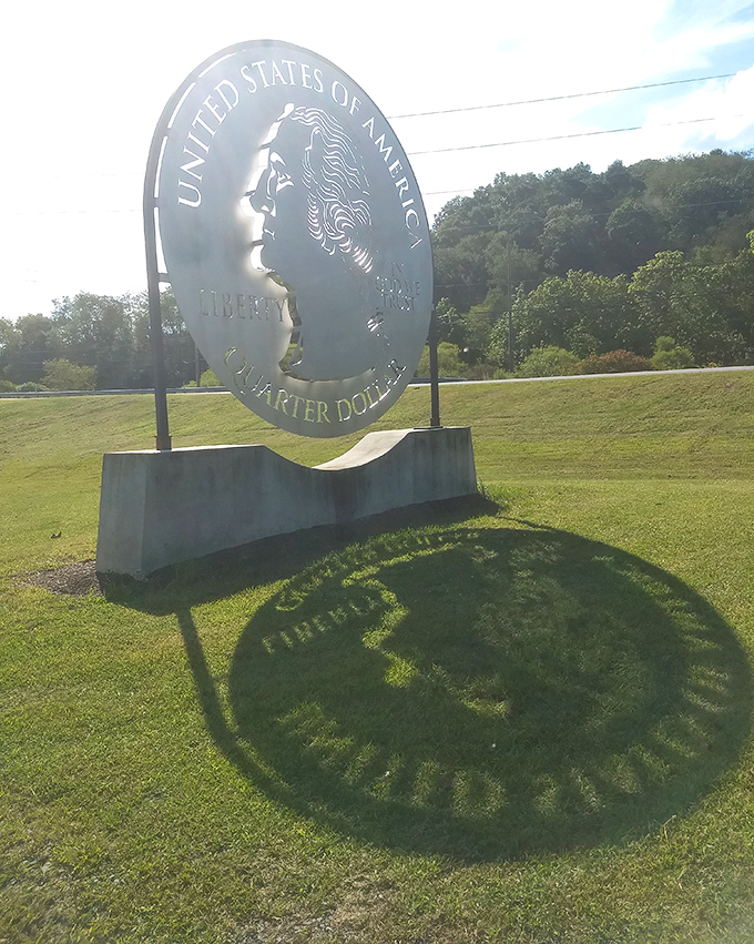 Even the shadow of this quarter is more impressive than most tourist attractions you'll encounter.