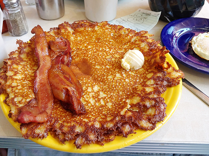 These famous crepe-style hotcakes have crispy edges that curl like breakfast poetry in motion.