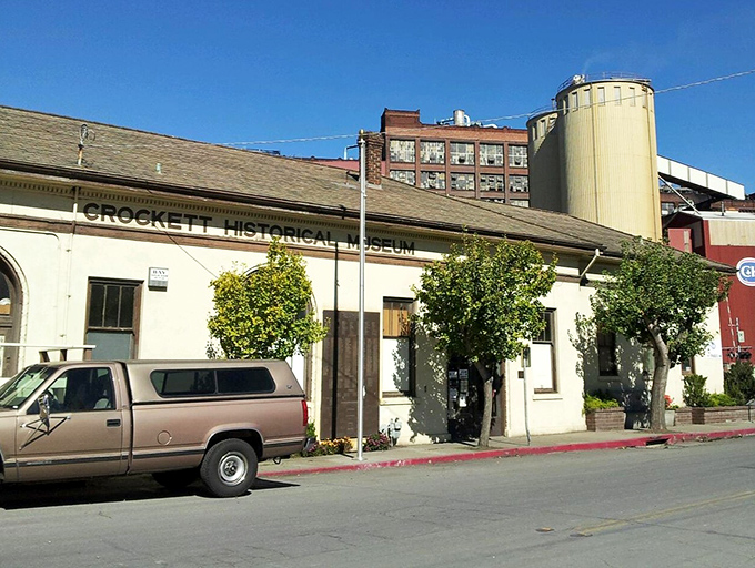 History lives behind these modest walls, where the Crockett Historical Museum preserves stories of sugar production, shipping, and small-town resilience.