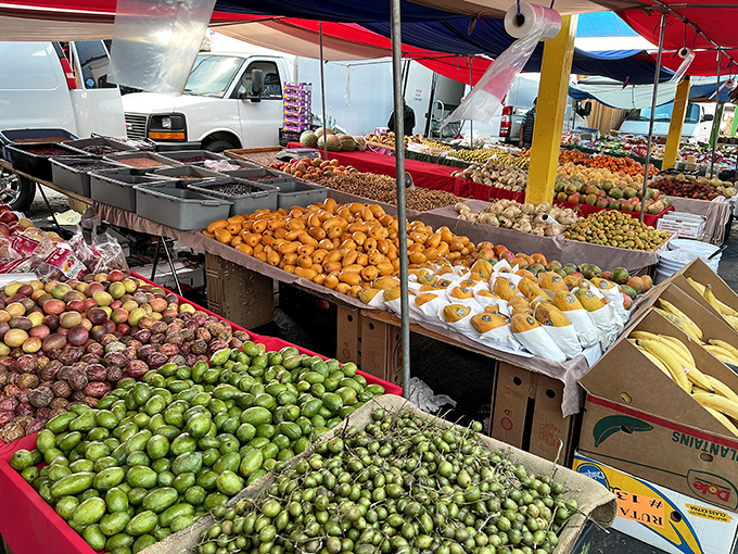 Nature's candy store! These fresh fruits and vegetables arranged in rainbow formation would make even the most committed fast-food junkie consider a salad.