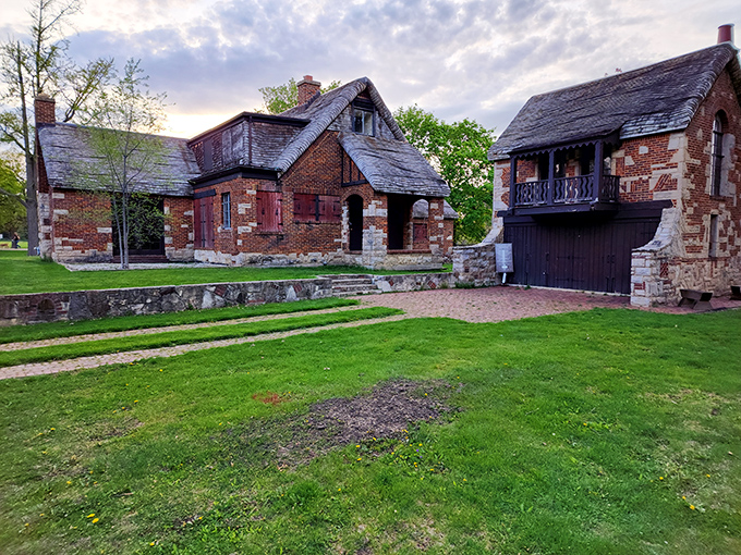 Katherine Legge Memorial Park's rustic stone buildings whisper stories of garden parties past, while inviting you to create your own memories on its rolling lawns.