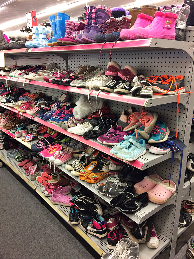 Tiny shoes with big personality. From light-up sneakers to princess boots, kid's footwear that's gentle on growing feet and parents' wallets. 