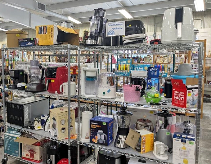 Kitchen appliance heaven! From bread makers purchased during pandemic baking frenzies to coffee makers that have brewed thousands of morning pick-me-ups.