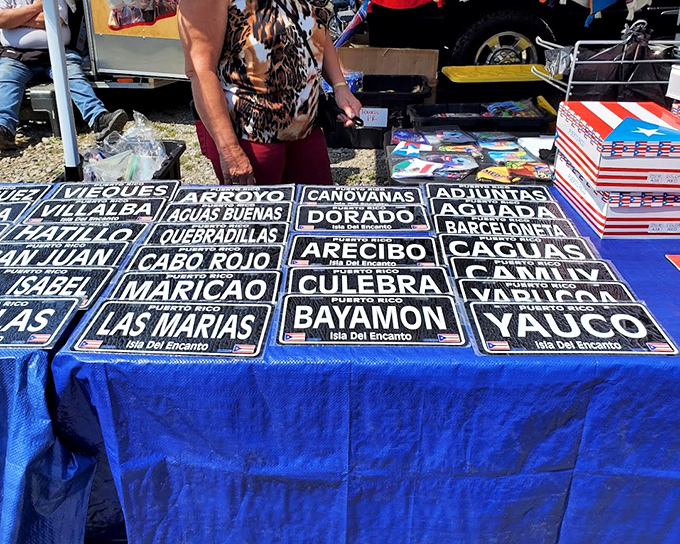 Road trip souvenirs without the mileage! These Puerto Rican town signs transform any rec room into an instant Caribbean getaway.