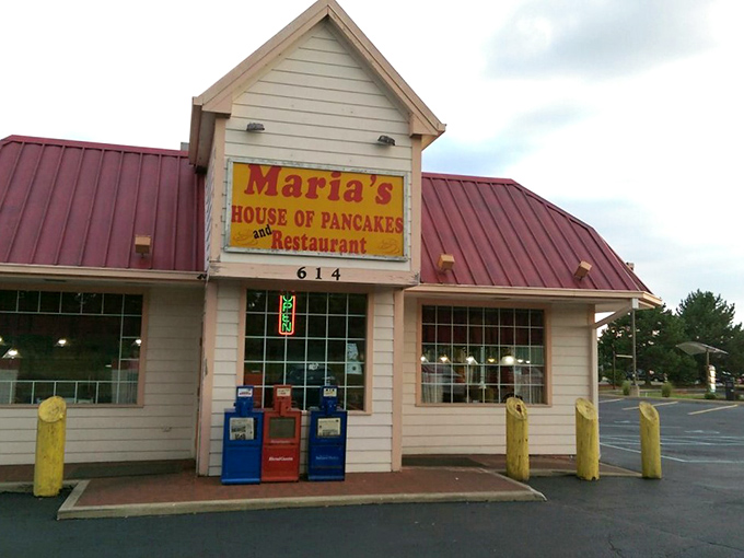 Maria's House of Pancakes serves breakfast the way breakfast should be&mdash;unapologetically comforting and large enough to qualify as two meals.