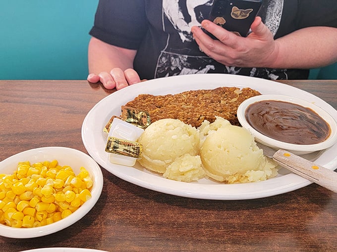 Comfort food that doesn't just hug your soul&mdash;it gives it a full-on bear embrace. Those mashed potatoes look cloud-like enough to nap on.