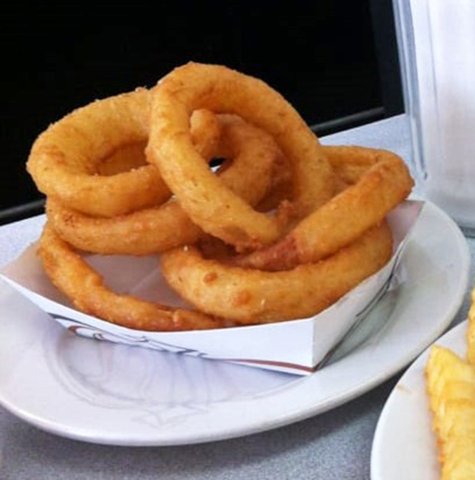 Onion rings with a crunch you can hear across the room&mdash;the perfect supporting actor to your burger blockbuster.