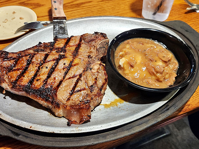 Grill marks that deserve their own Instagram account. This porterhouse with French onion soup is the Midwest's most perfect pairing since beer and football.