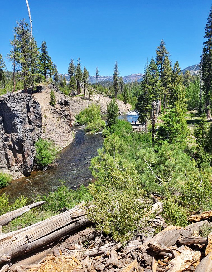 Follow the San Joaquin River's gentle flow &ndash; it knows exactly where the magic happens.