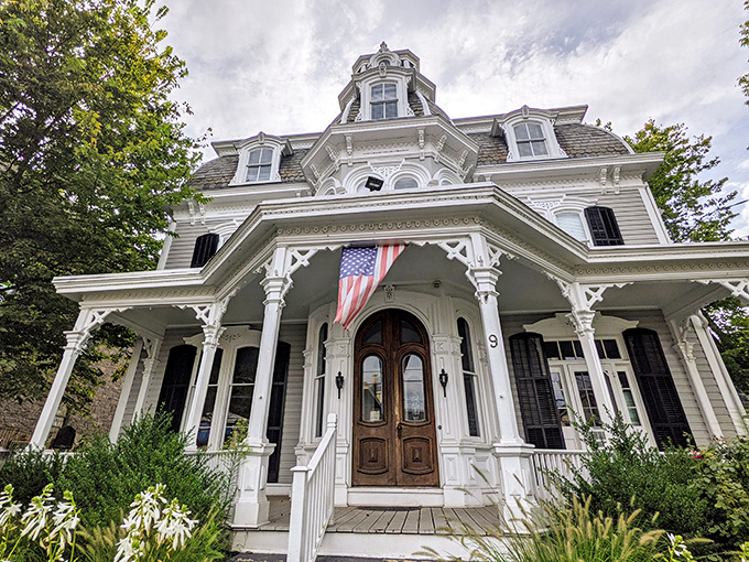 The Mansion Inn's stately presence reminds us that sometimes the best luxury is simply stepping back in time.