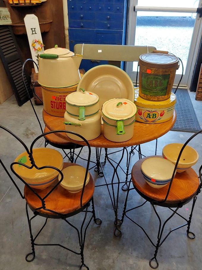 Vintage enamelware that makes modern kitchen gadgets look embarrassingly disposable. That cream and green combo? Pure midcentury magic that never goes out of style.