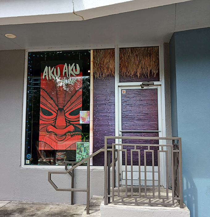 Aku Aku's fierce red tiki face isn't scaring anyone away&mdash;it's daring Orlando visitors to discover the island treasures waiting inside.
