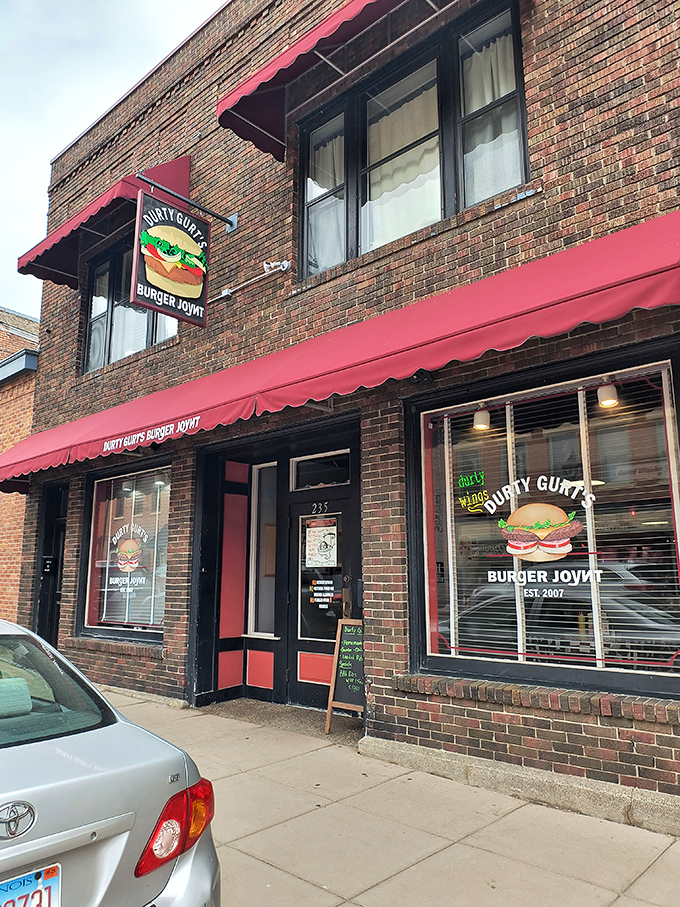 Durty Gurt's brick fa&ccedil;ade and playful signage hint at the flavor rebellion happening inside. Burger anarchy never tasted so good!