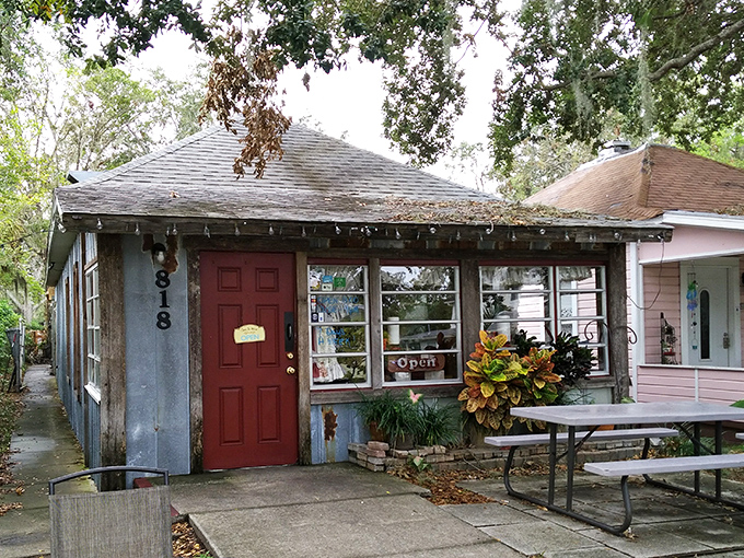 This tiny house-turned-restaurant proves good things come in small, perfectly smoked packages every time.