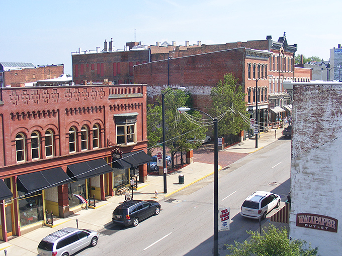 Mansfield's classic downtown architecture speaks of simpler times and simpler prices. These brick buildings have seen trends come and go, but affordability never goes out of style.