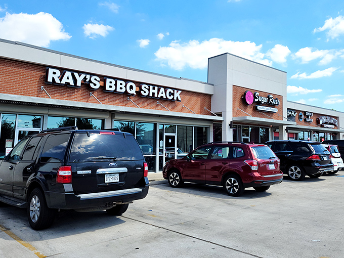 Ray's BBQ Shack's straightforward storefront hides Houston's best-kept secret: hot dogs that benefit from serious BBQ know-how.