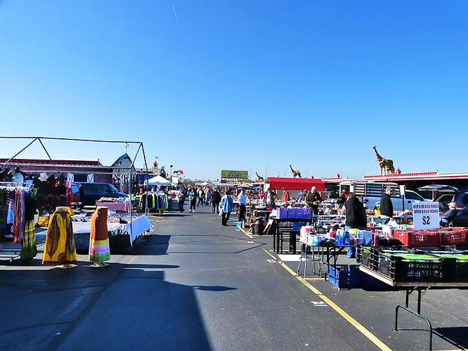 Those red roofs and giraffe statues aren't mirage&mdash;they're landmarks guiding you to Lebanon's shopping wonderland.
