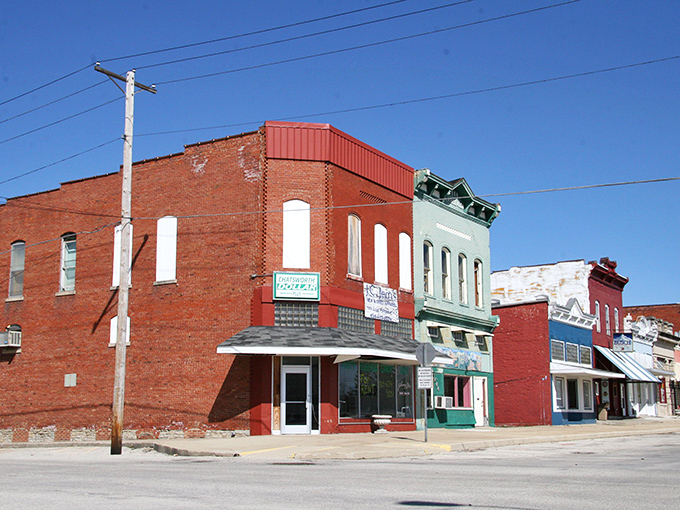 Chatsworth's antique storefronts hold treasures and memories, perfect for leisurely afternoon browsing without city crowds.