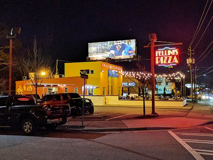 This patio fountain has heard more "best pizza ever" declarations than marriage proposals.