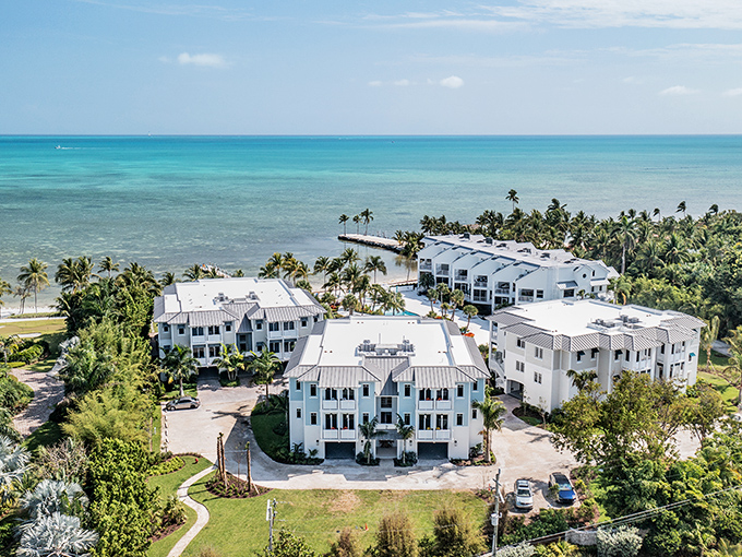Boats gently bob in Islamorada's harbor &ndash; a scene so peaceful you'll forget deadlines and to-do lists exist.