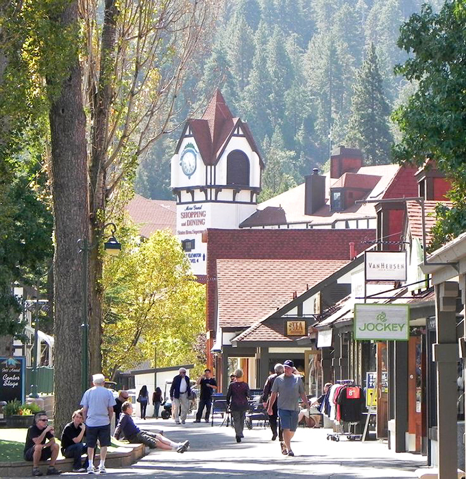 The pedestrian-friendly streets of Lake Arrowhead Village invite you to wander, window-shop, and wonder why you don't live here. 