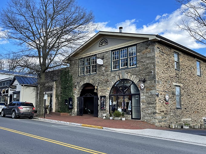 Middleburg's streets are made for leisurely window shopping and spontaneous conversations with friendly locals.