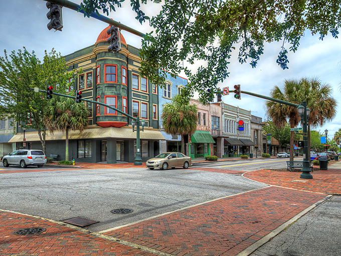 The timeless main street of Orangeburg welcomes shoppers with affordable options and small-town hospitality. These storefronts have seen generations of smart savers.