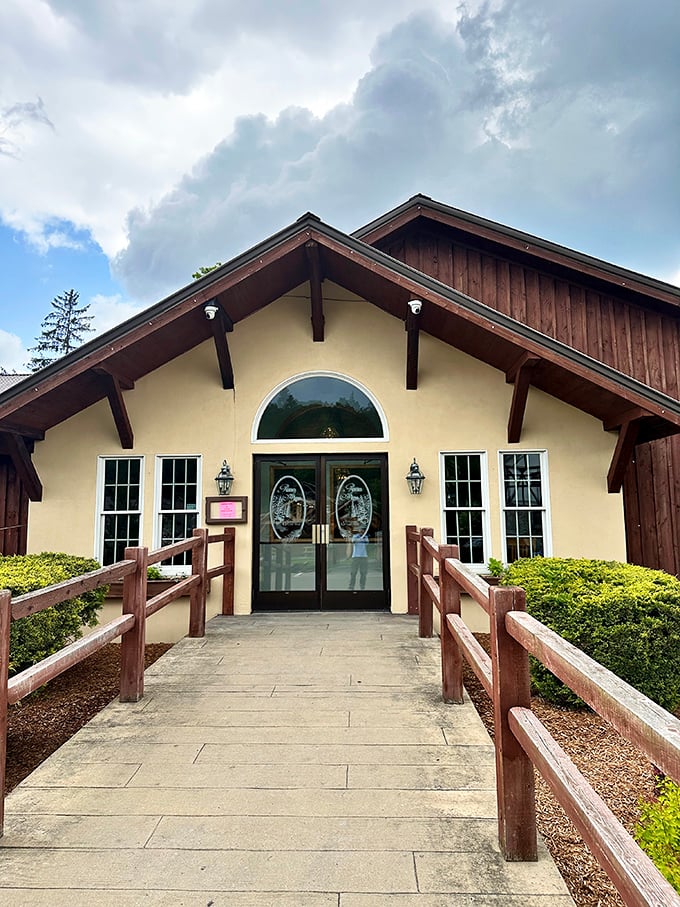 The mountain lodge aesthetic of Penn Alps hints at the hearty fare waiting inside. Those wooden beams and stone pathway set the stage for a meal that grandma would approve of. 