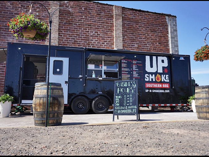 "This food trailer brings Southern comfort to Michigan's north. The smoke signals say 'Stop here or regret it forever!'"