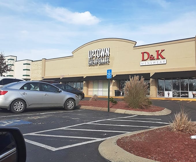 Uptown Cheapskate's modest exterior belies the fashion gold mine within. Don't judge this bargain book by its cover! 