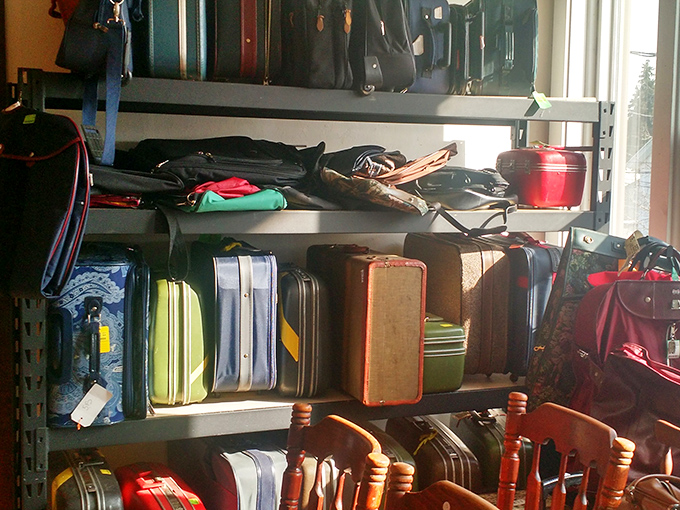 Luggage with stories to tell! These vintage suitcases have probably seen more of America than most Instagram influencers &ndash; and without needing Wi-Fi.