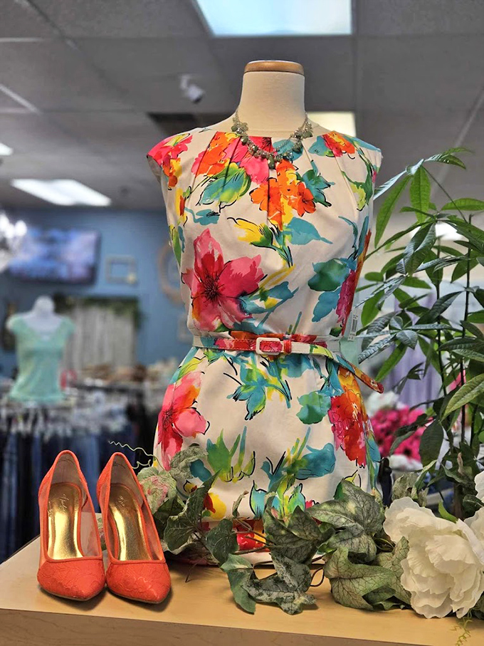 Summer garden party, anyone? This floral masterpiece paired with coral heels creates the perfect ensemble for turning heads at any seasonal soirée.