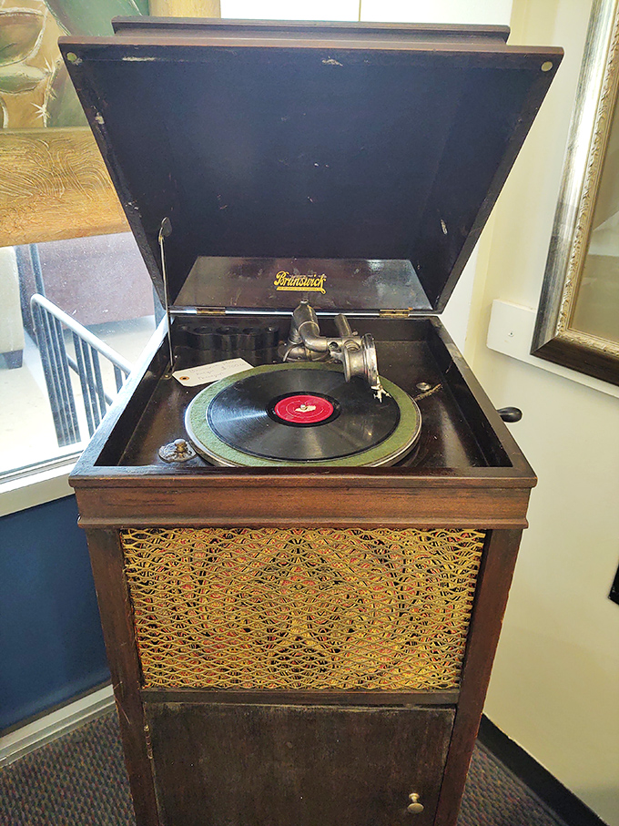 This Brunswick phonograph isn't just vintage tech&mdash;it's a time machine that plays the soundtrack of another era. Hipsters, eat your hearts out!