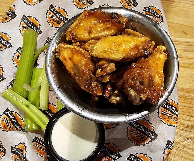These wings aren't just good&mdash;they're the kind that make you contemplate licking your fingers in public without shame.