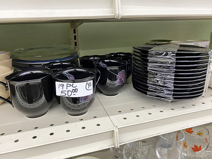 A 19-piece dish set for $5? That's not just a bargain &ndash; it's practically grand larceny with a receipt to prove it.