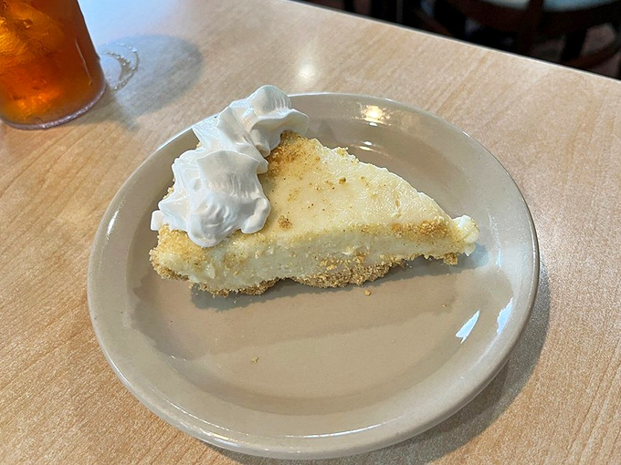 Key lime pie so authentic, you can practically hear Jimmy Buffett tuning his guitar in the background.