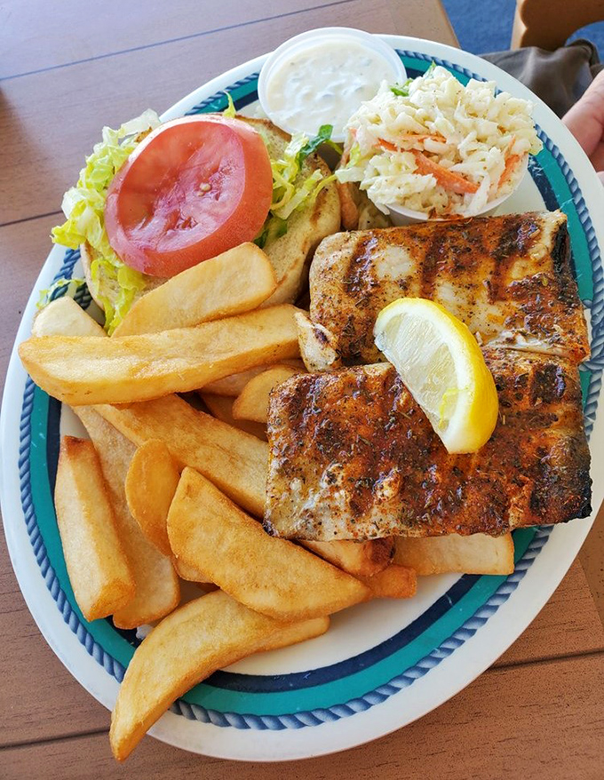 Grilled fish, coleslaw, and thick-cut fries&mdash;this classic coastal combo brings the taste of Florida straight to your plate. No passport needed for this flavor getaway.