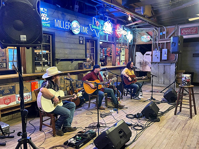 Three musicians, three guitars, and three lifetimes of stories&mdash;this is Texas music in its purest form, no fancy production required.