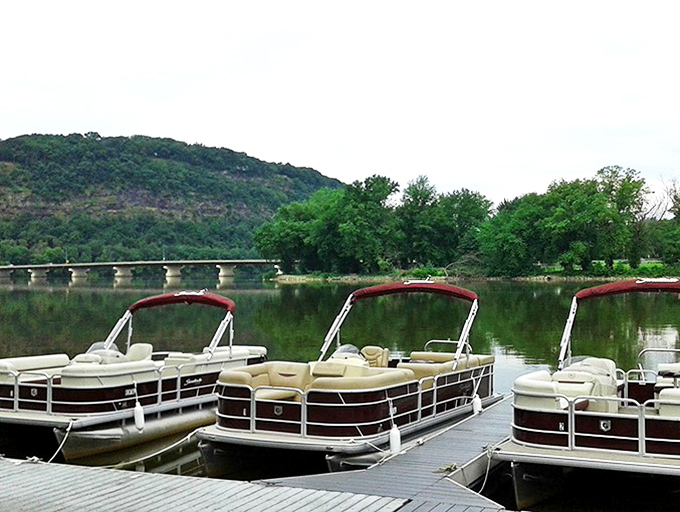 Floating living rooms ready for river adventures. These pontoon boats promise lazy-day cruising where the journey truly is the destination.