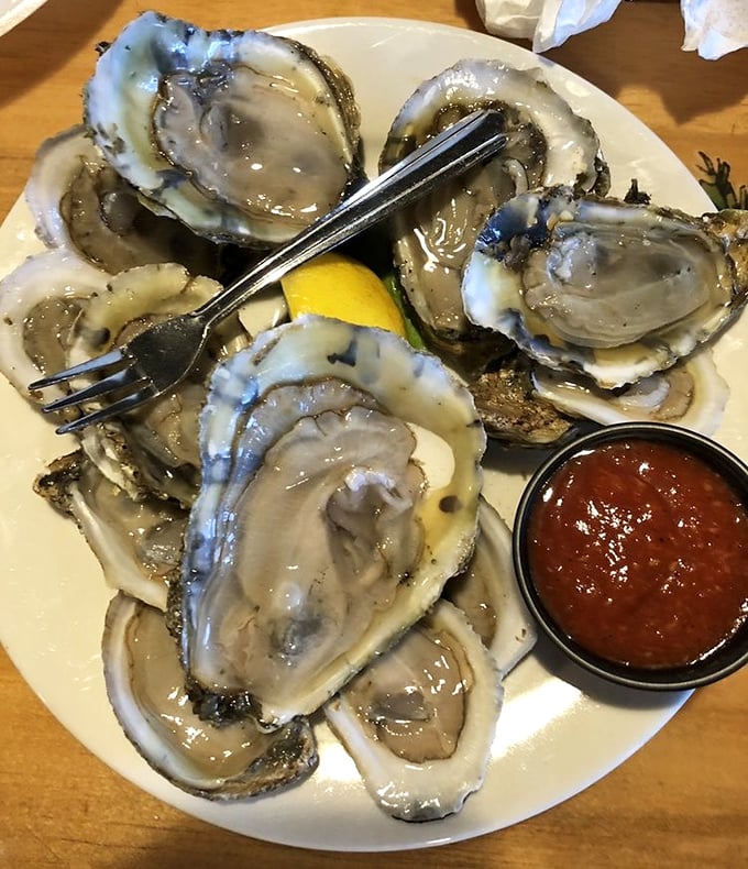 These oysters aren't just fresh&mdash;they're practically still gossiping about what happened in the bay this morning. Briny treasures served with nothing more than they need.