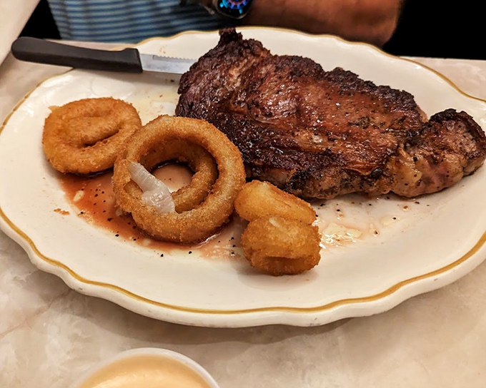 A ribeye that's seen just the right amount of flame, paired with classic onion rings. Steakhouse quality without the steakhouse attitude.