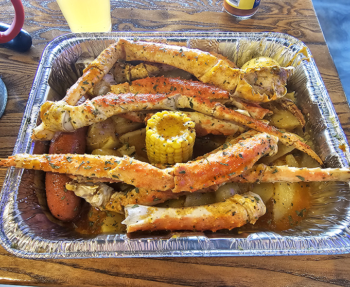 The classic seafood boil: where crab legs, sausage, corn, and potatoes gather for the most delicious underwater summit in Tennessee.